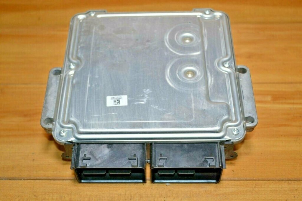 15 Ford Mustang FR3A-12A650-BYF Computer Brain Engine Control ECU ECM ...